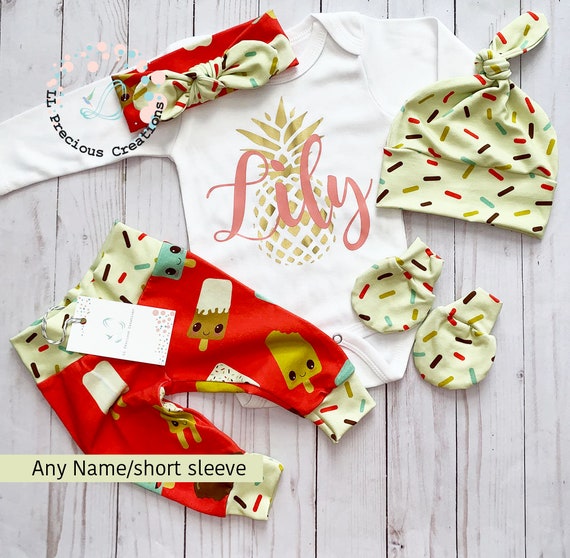 Personalized baby girl outfit Newborn baby clothes Coming home | Etsy