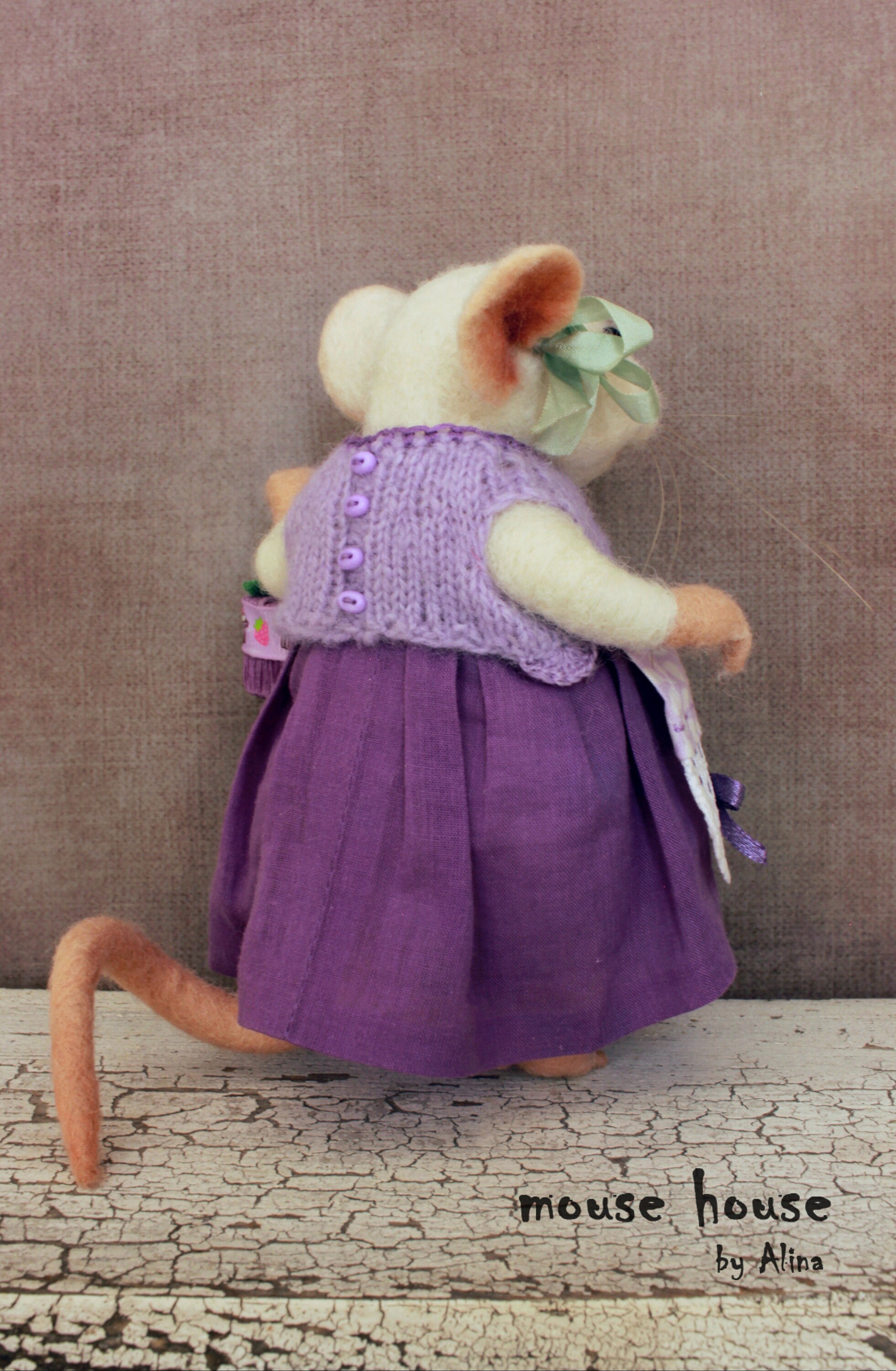 Lavender Mouse With a Gift Box Cute Birthday Present Felt - Etsy