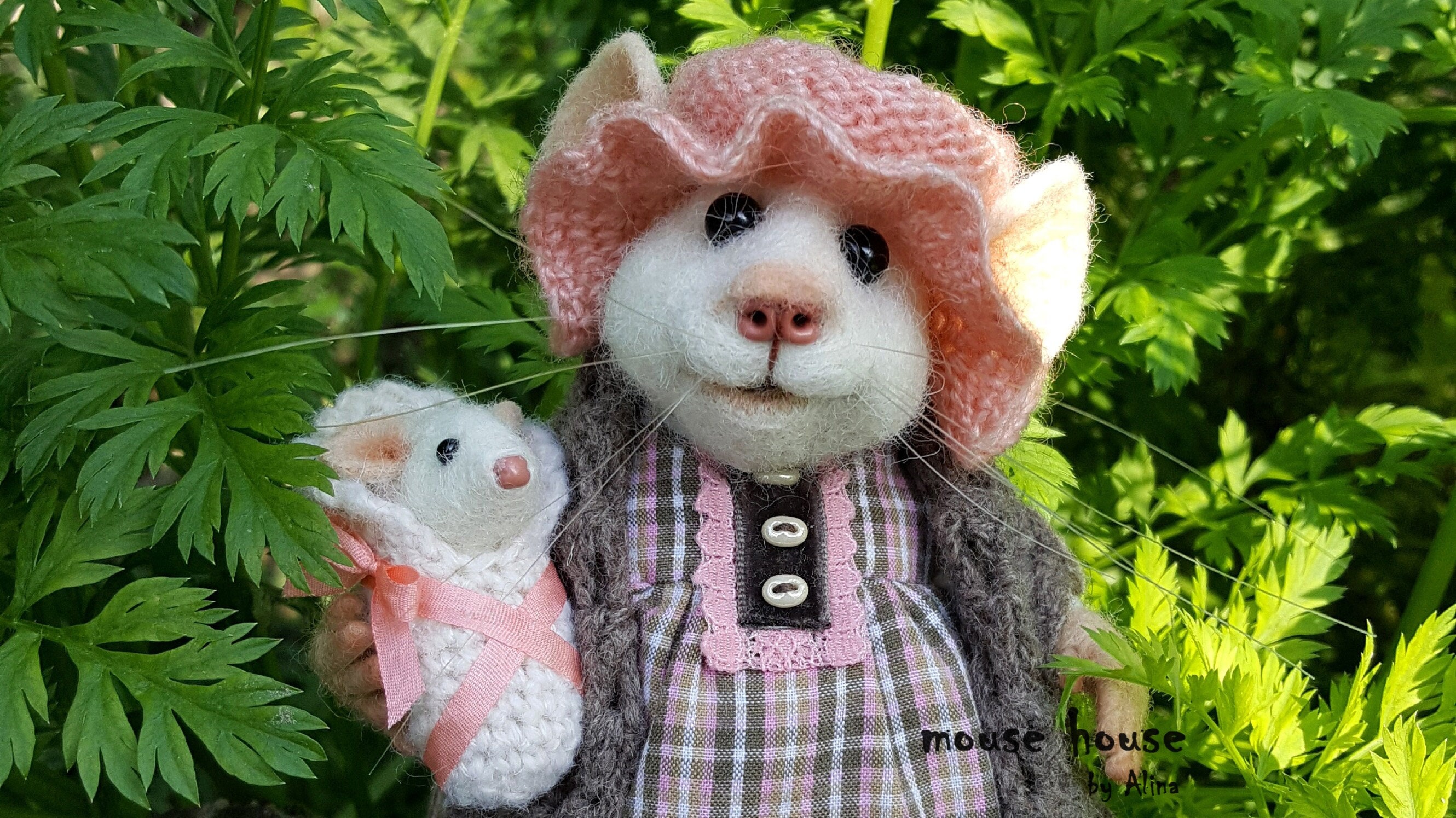 Mouse With a Little Baby Mouse Cool Christmas Gift for | Etsy