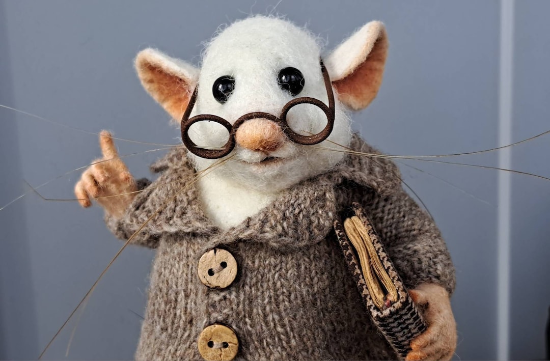 Needle Felted Rat With Book and Glasses Teaching Mouse Wool Collectible ...