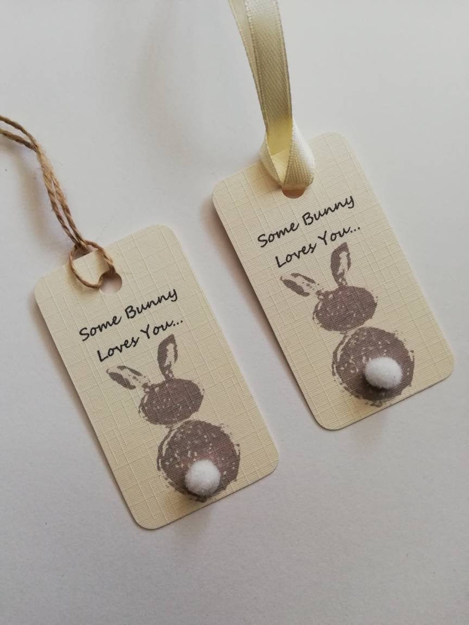 Bunny Easter Gift Tag, Pom Pom Tail, Linen Card - Etsy