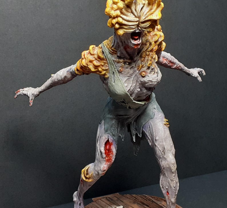 The Last of Us / TLOU Clicker Infected Display Model Statue 2 ...