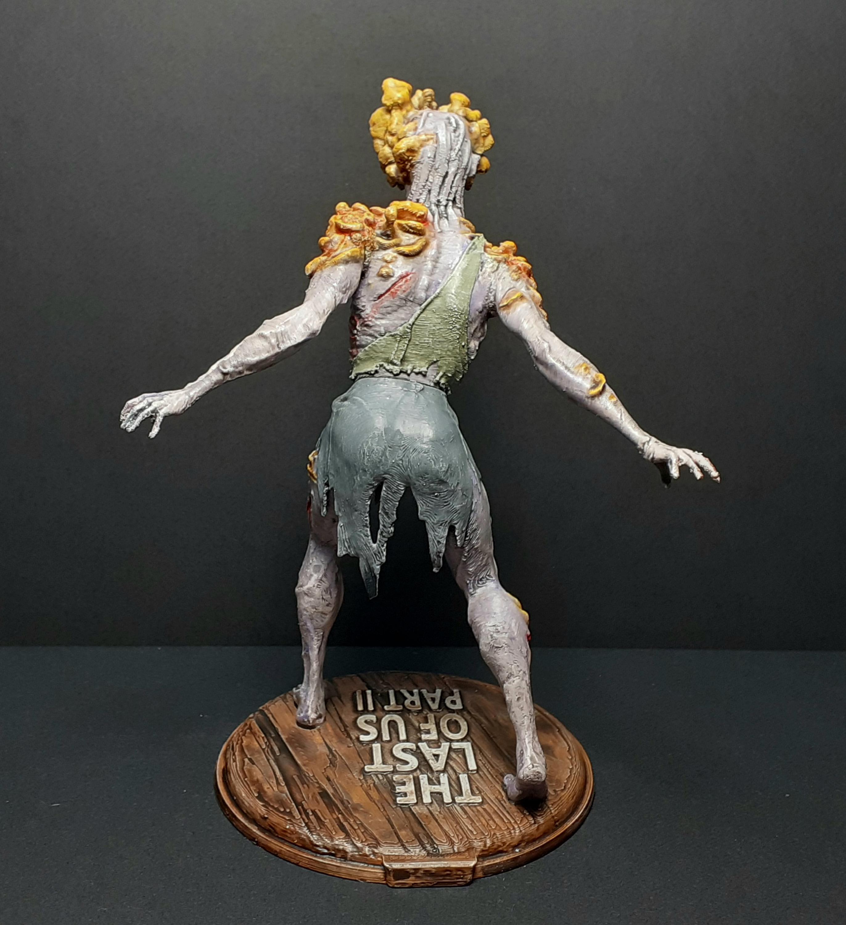 The Last of Us / TLOU Clicker Infected Display Model Statue 2 ...