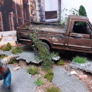 The Last of Us #TLOU Clicker Infected Abandoned Road / City Scene Post ...