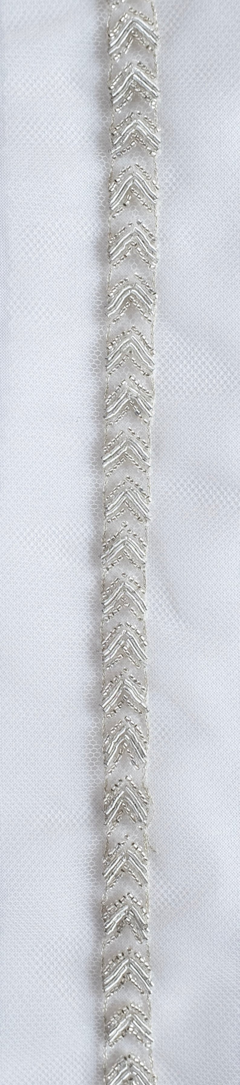 Beaded Trim A slim hand-embroidered trim in a chevron | Etsy