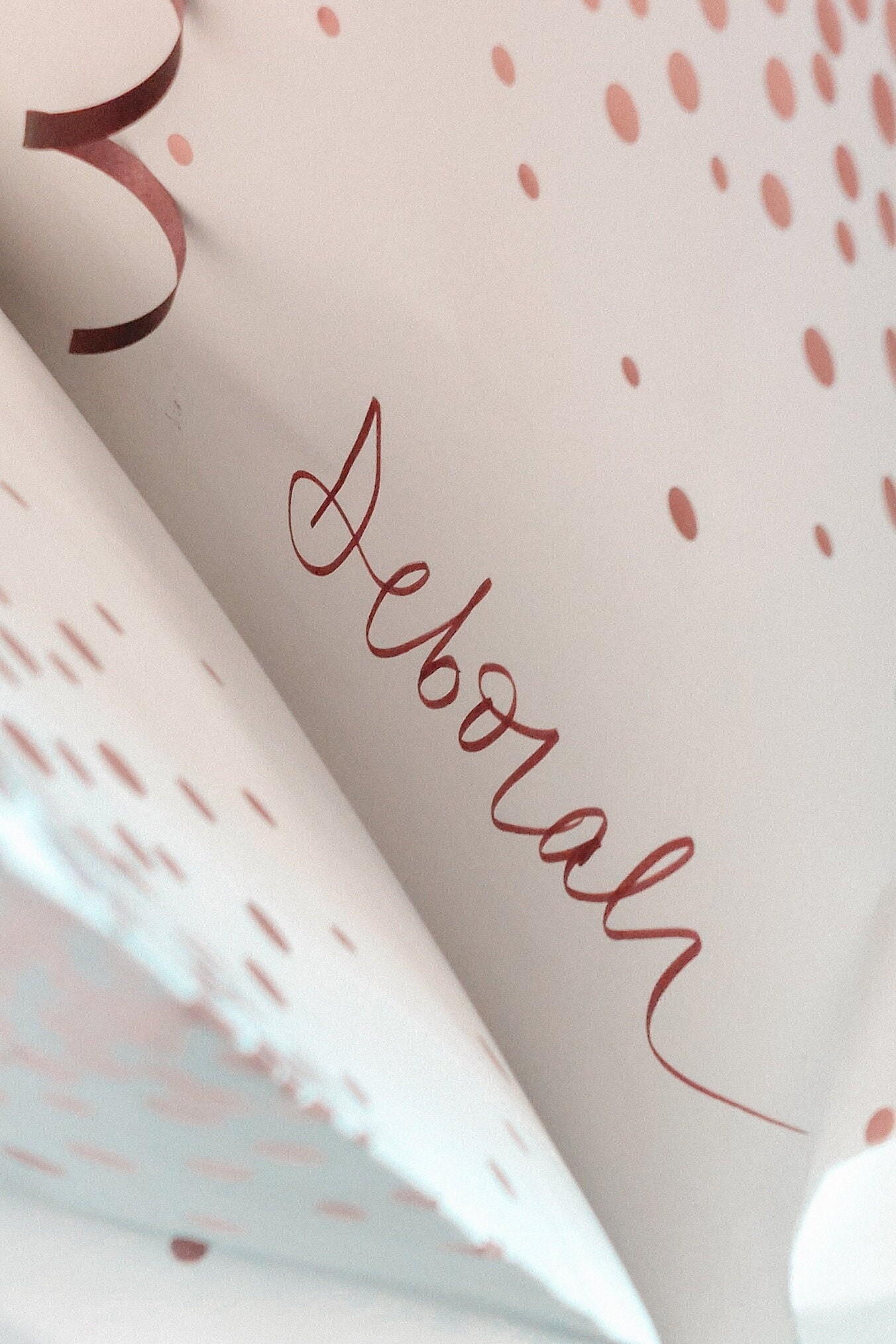 Prénom calligraphié personnalisé réalisé à la main sur papier ou au ...