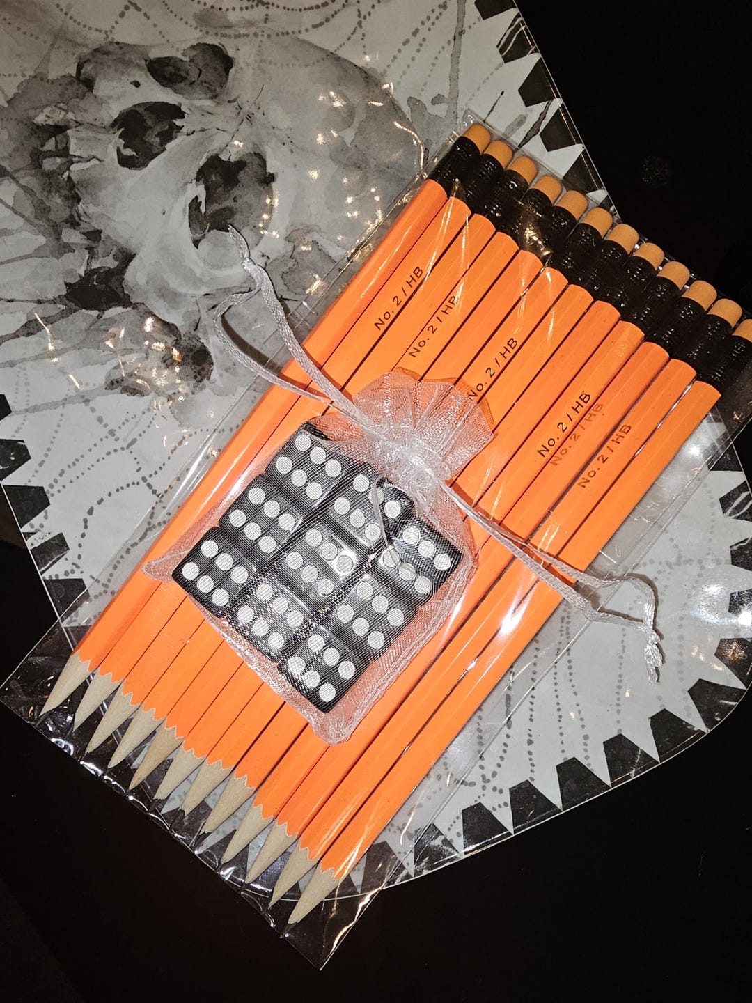 Halloween Bunco Dice/pencil Set of 9 Dice and 12 Sharpened Pencils for ...