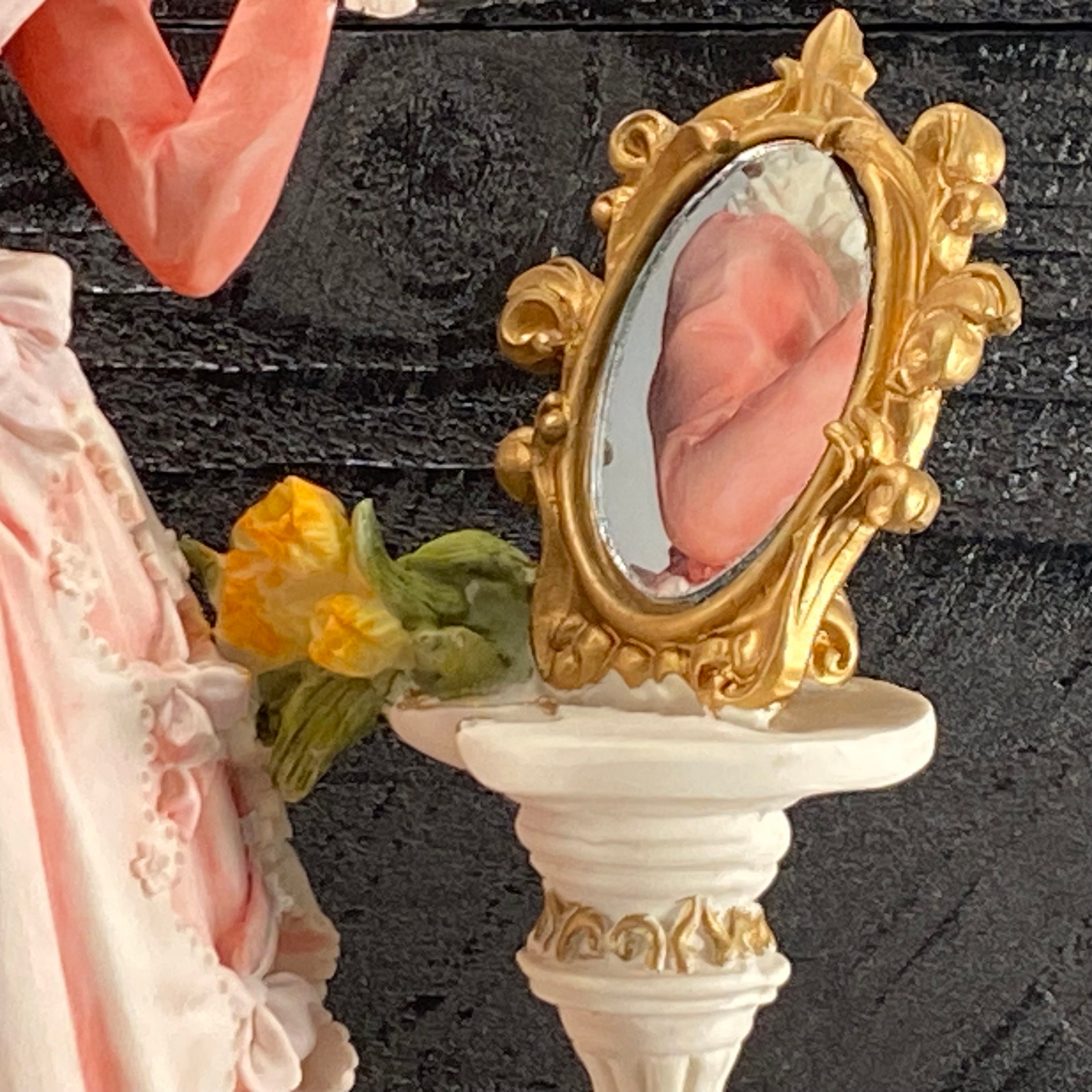 Gentili Collection Victorian Woman Fine Art Figurine - Home Furnishings ...