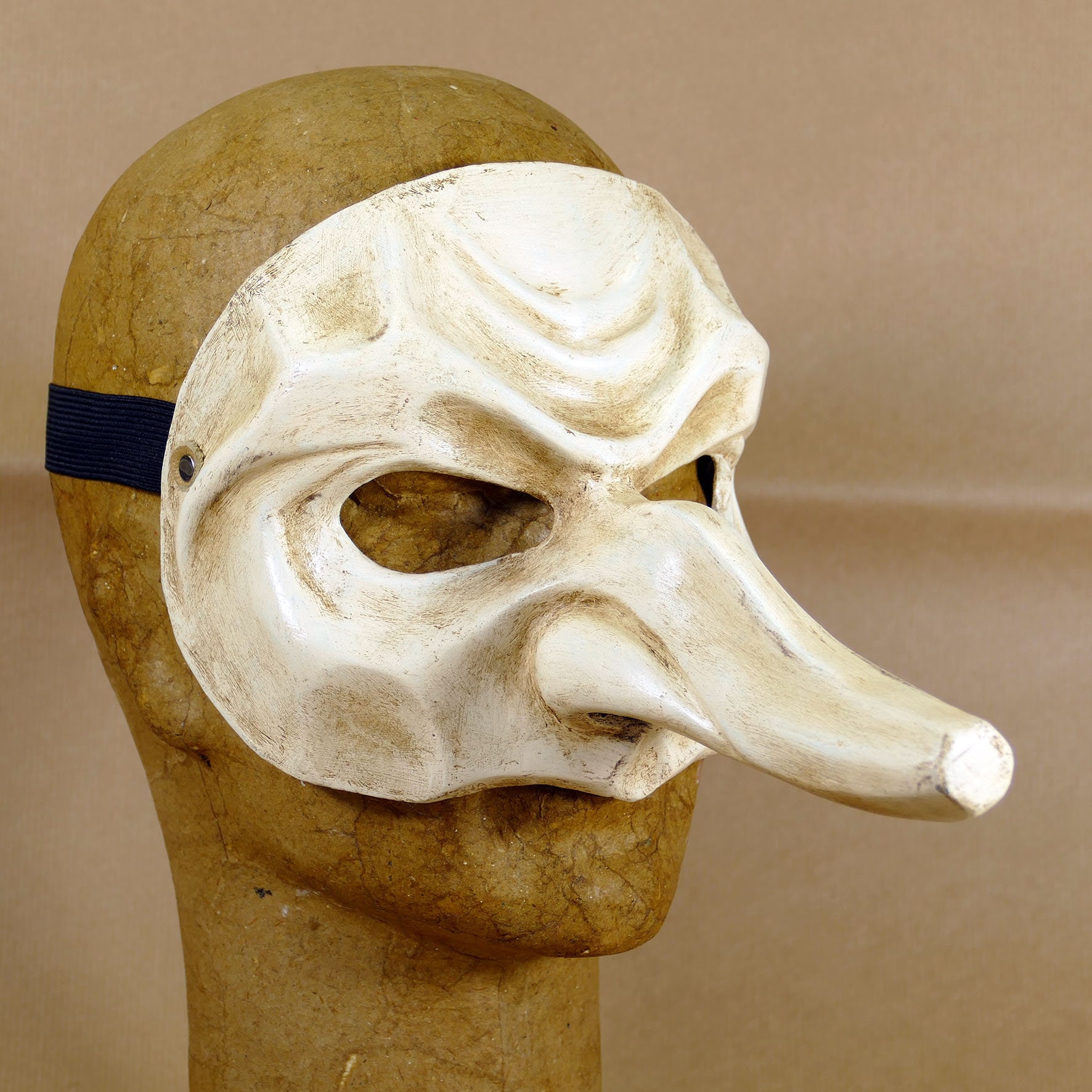 How To Make A Zanni Mask
