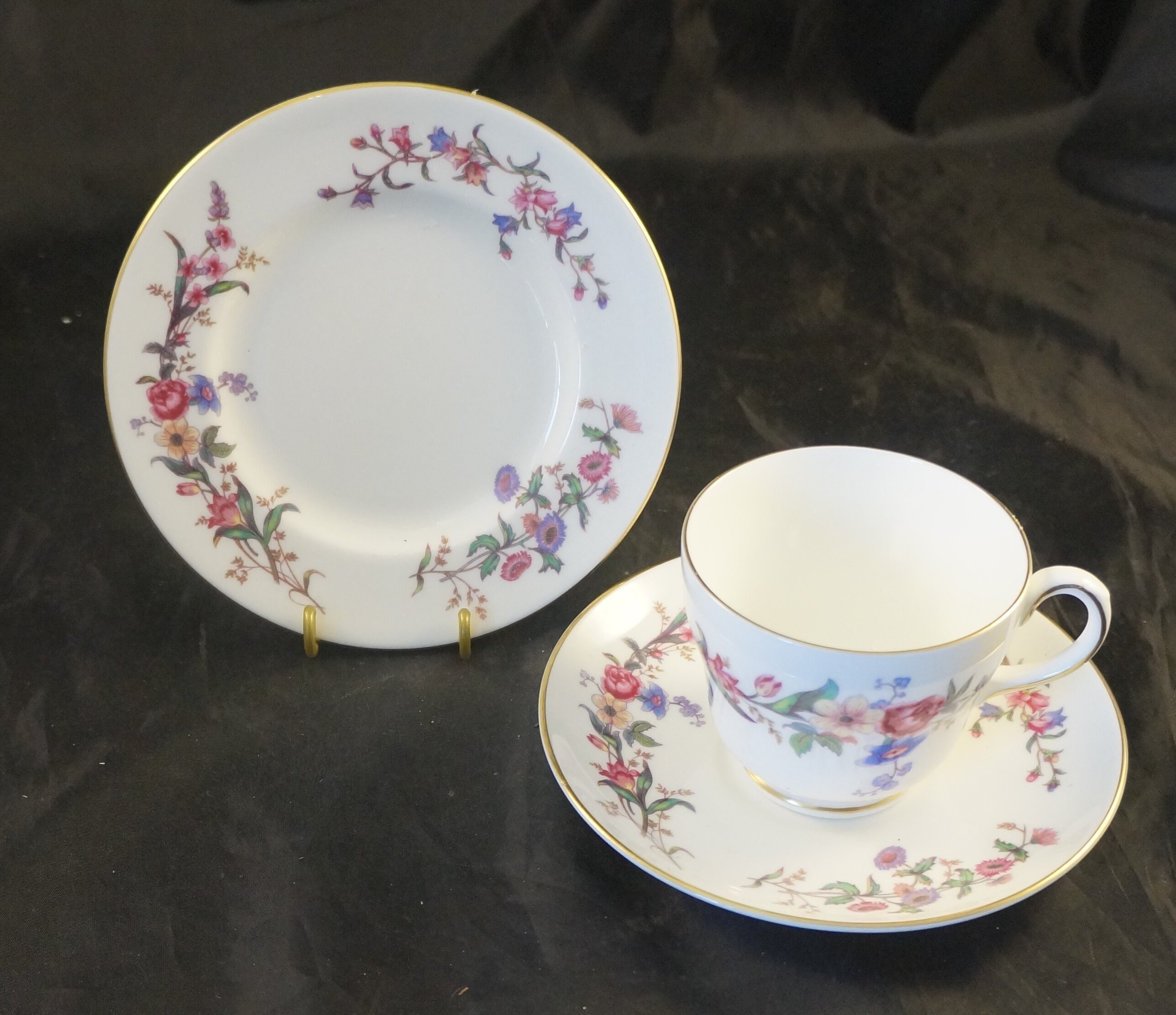 Wedgwood Fine Bone China Trio in Devon Sprays Pattern Cup | Etsy