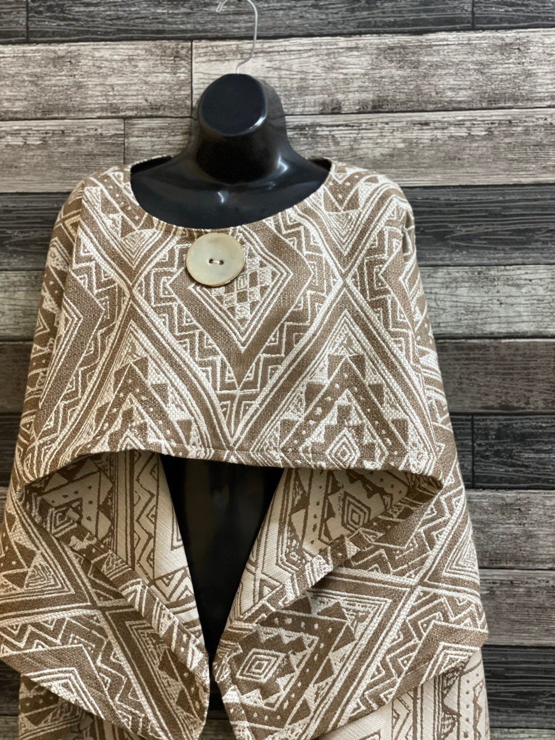 Christmas Gift Shrug, Winter Shrug, Fall Shrugshawl, Bogolan Gyname ...