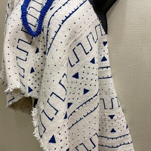 Blue and White Women King Shrug and Trade Bead Necklace, Tribal Bogolan ...