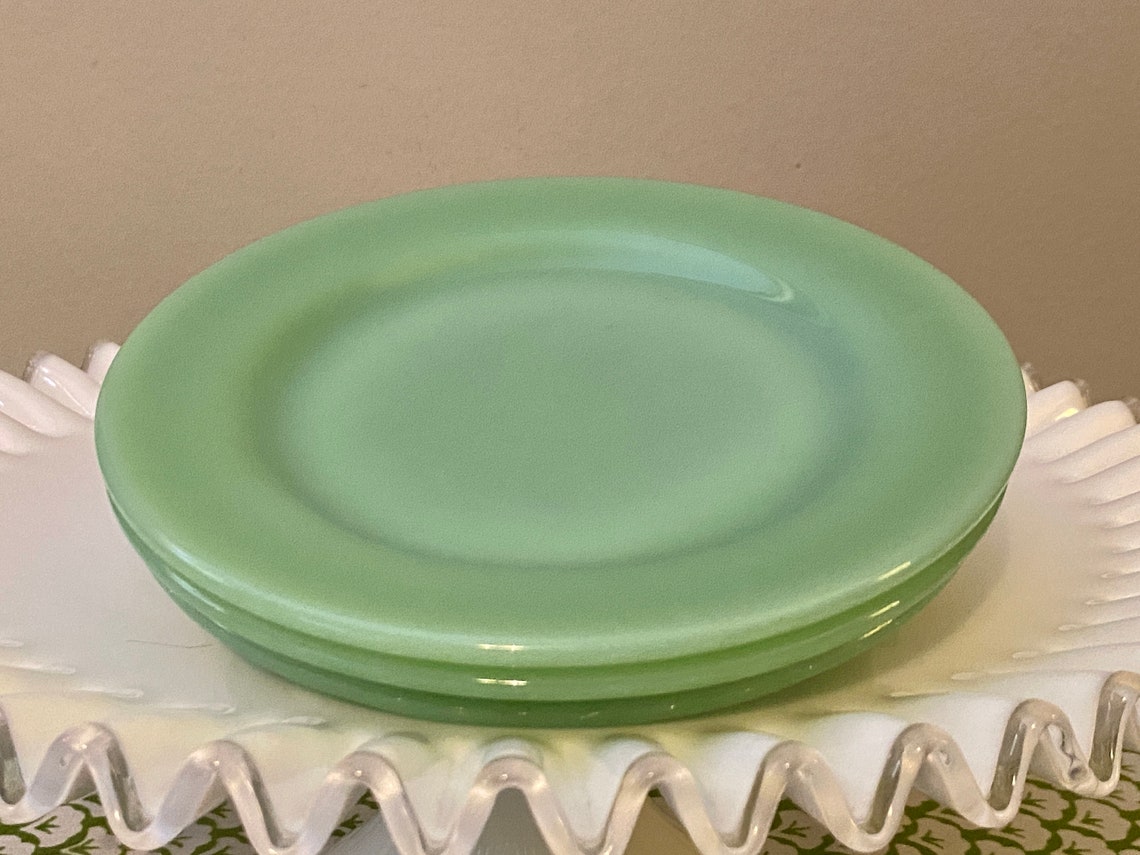 Vintage Fire King Jadeite Restaurant Ware Salad/dessert Plates - Etsy