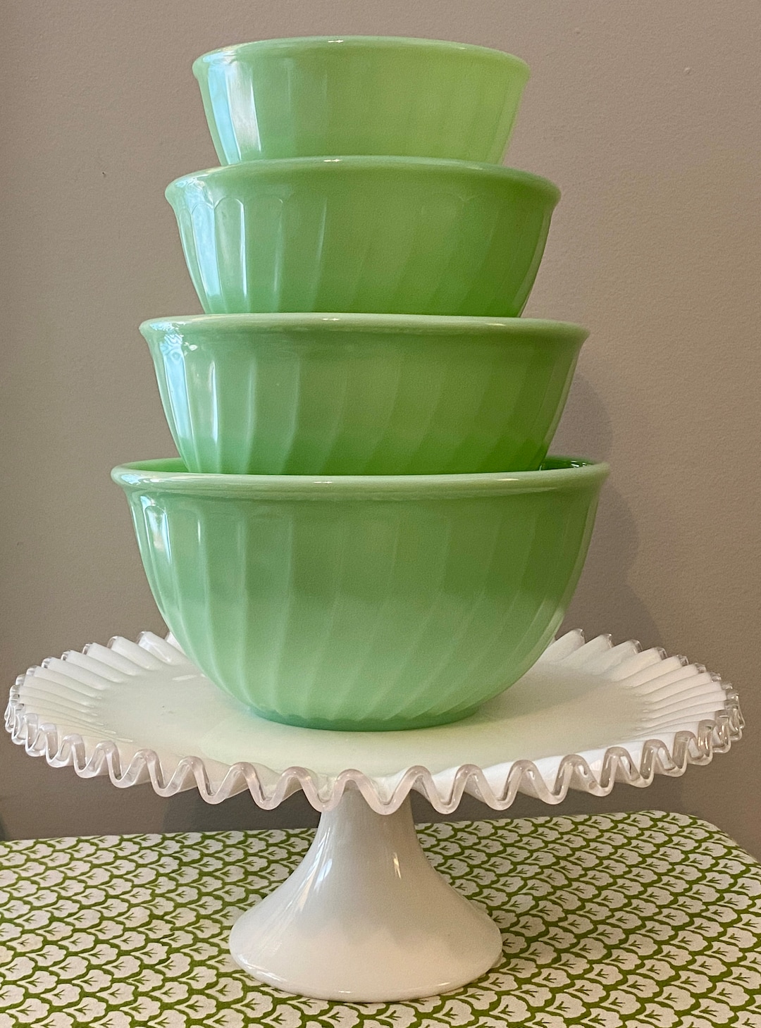 Set of 4 Vintage Fire King Jadeite Swirl Mixing Bowls - Etsy