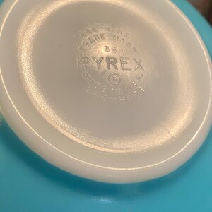 Vintage Pyrex Turquoise Amish Butterprint Cinderella Bowl 444/4 Quart ...