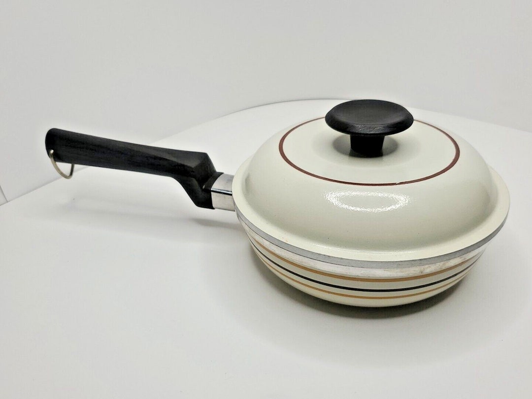 Regal Ware Cast Aluminum Cookware 1 Qt Sauce Pan Pot W/ Lid Cream ...