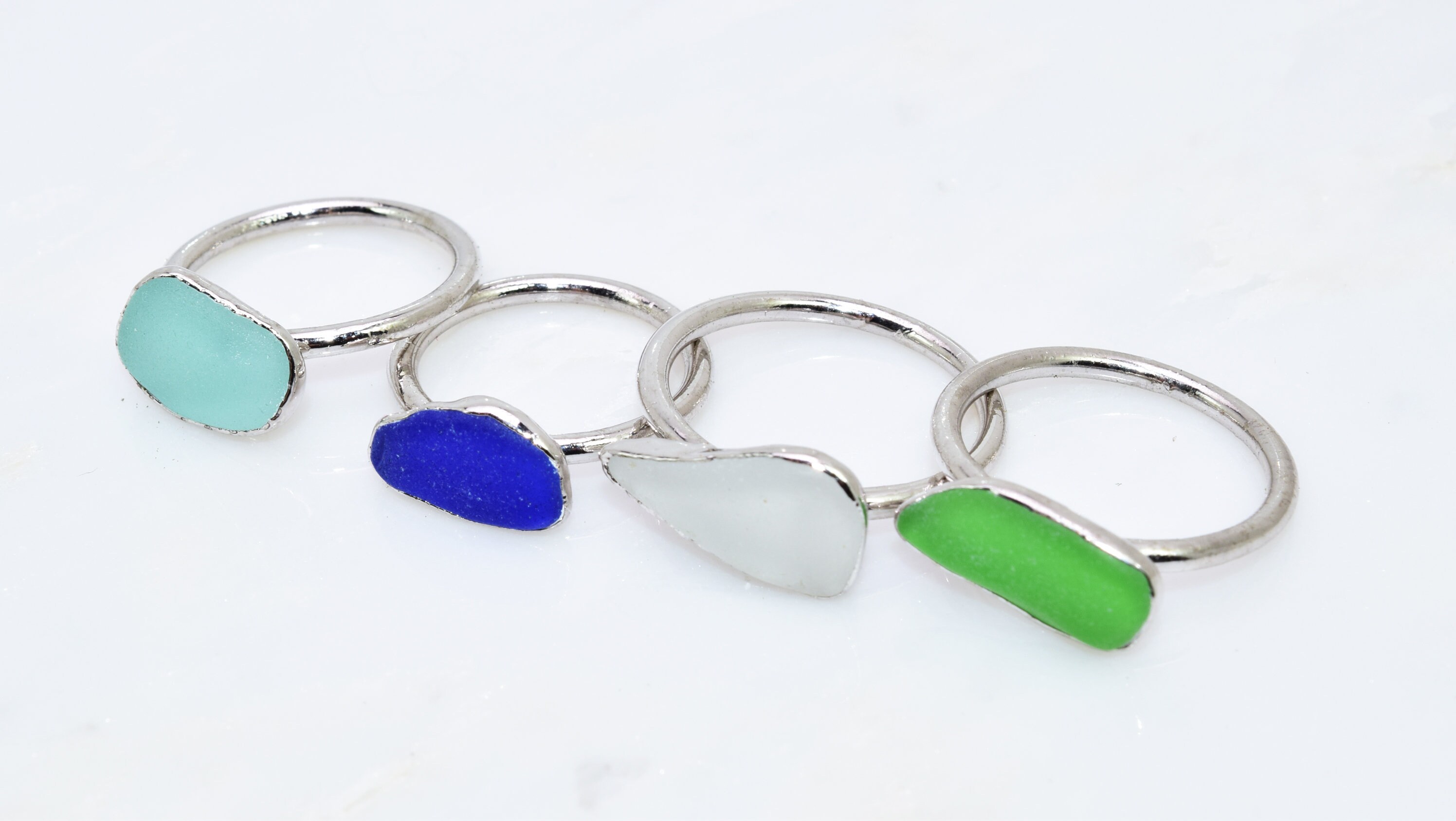 Raw BEACH GLASS Ring // crystal ring / Beach Glass ring / Sterling ...