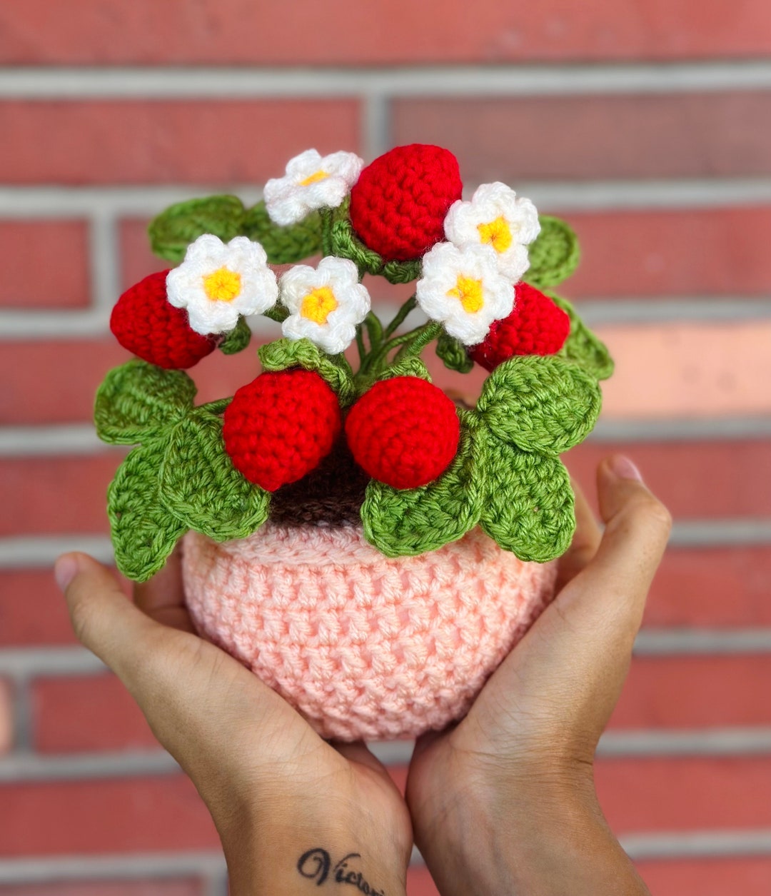 Crochet Strawberry Plant Pattern: Amigurumi Flowers PDF - Etsy