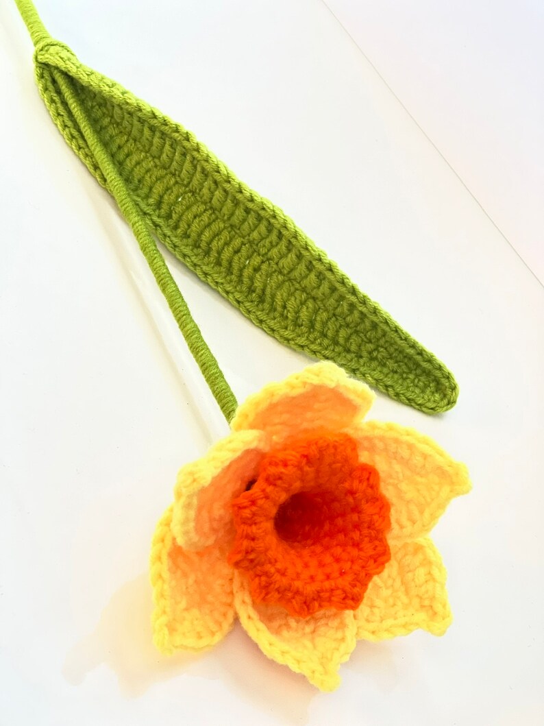 Crochet DAFFODIL Pattern PDF. Easy DIY Floral Craft Instructions and ...