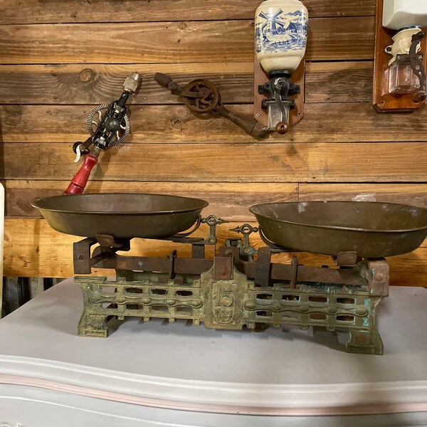 Antique Scale - Etsy