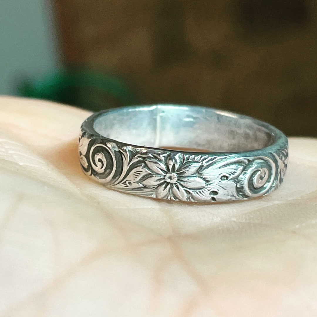 Sterling Silver Flower Ring - Etsy