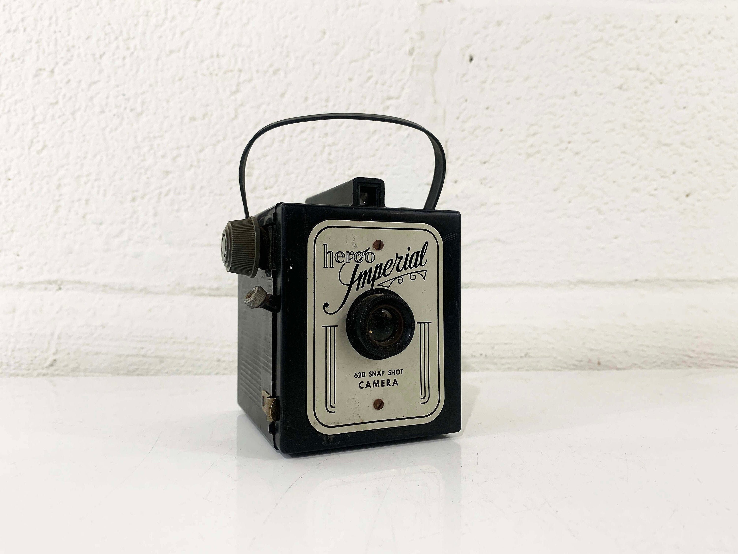 Vintage Herco Imperial Bakelite Box Camera Film International 620 Snap ...