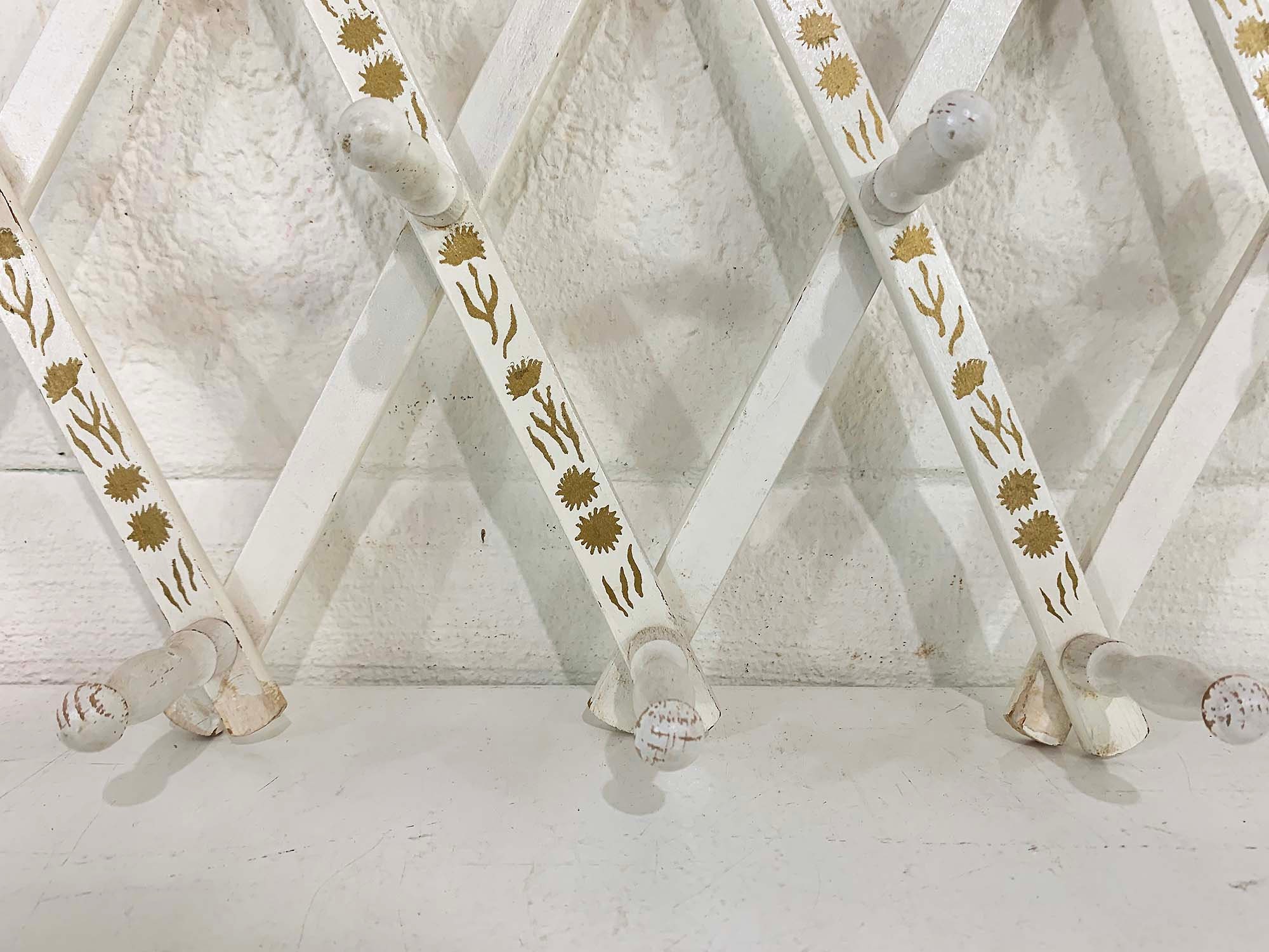 Vintage Wooden Accordion Peg Rack Expandable Accordion White Gold Wall ...