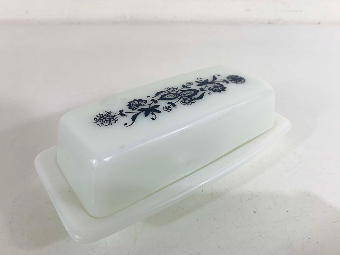 Vintage Pyrex Blue Butter Dish Old Town Corning Ware Corelle White ...