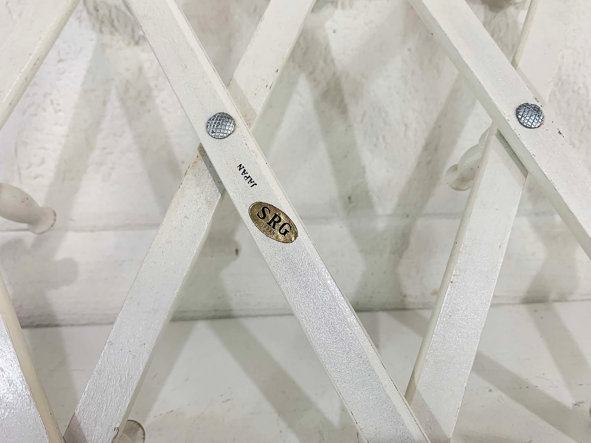 Vintage Wooden Accordion Peg Rack Expandable Accordion White Gold Wall ...