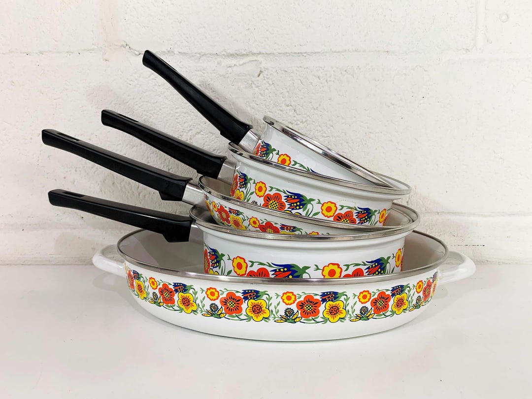 Vintage Flower Power Enamel Cookware Set Casserole Servers Roast Pan ...