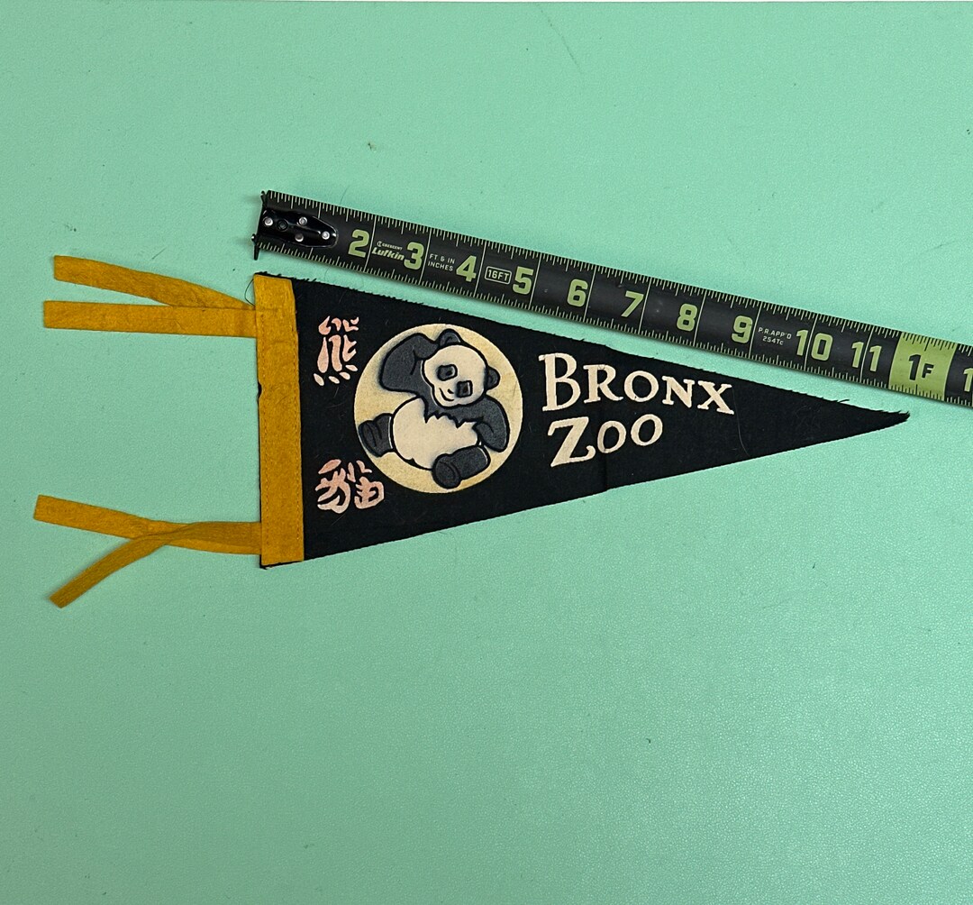 Vintage 1950's Bronx Zoo New York Panda Bear Travel Old MINI Pennant ...
