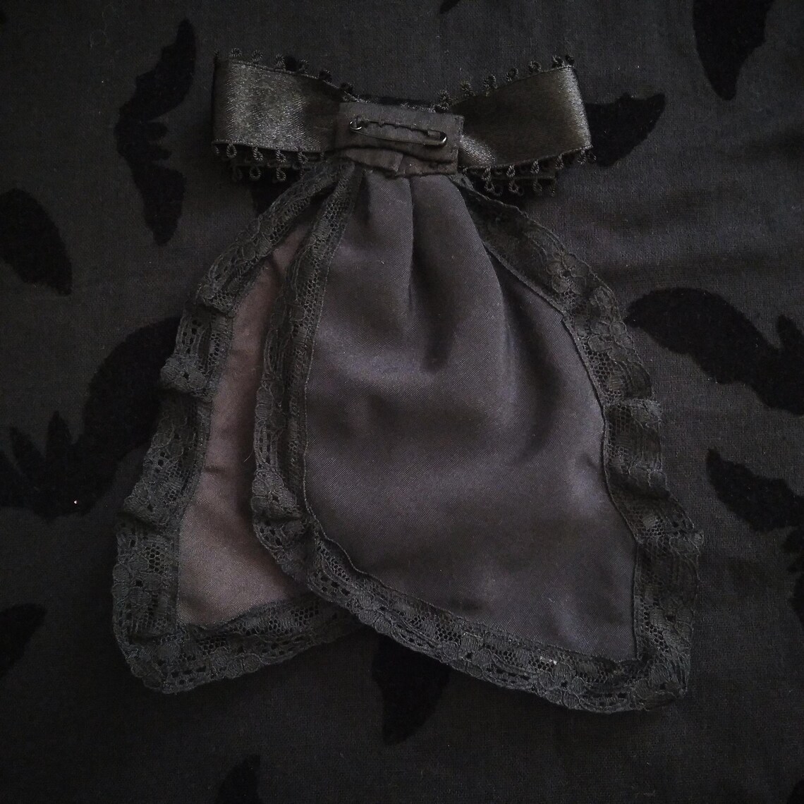 Icabod Batwing Mini Jabot - Etsy