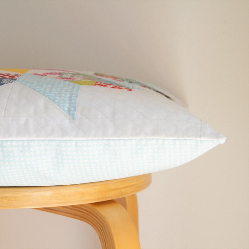 Funda de almohada decorativa 50cm x 50cm en patchwork com free motion ...