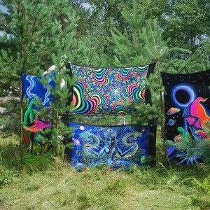 Trippy Wall Hanging 'rainbow Valley Fractal' Psychedelic Tapestry ...