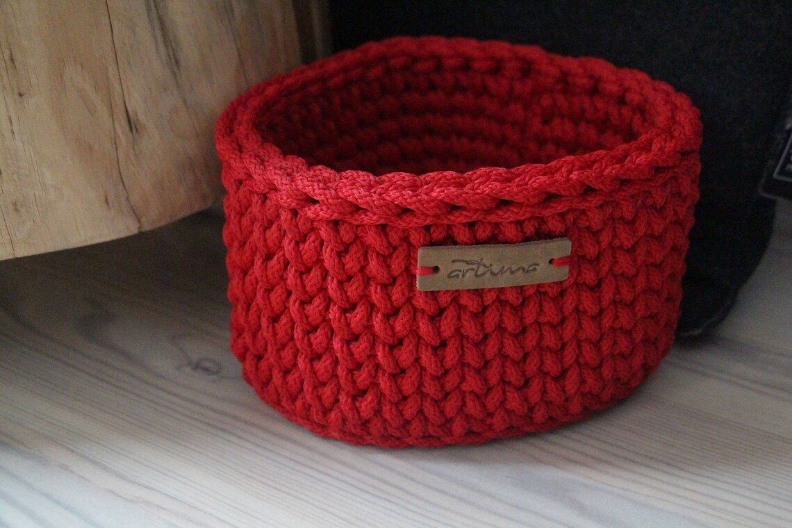 Red Small Triangle Basket/crochet Christmas - Etsy