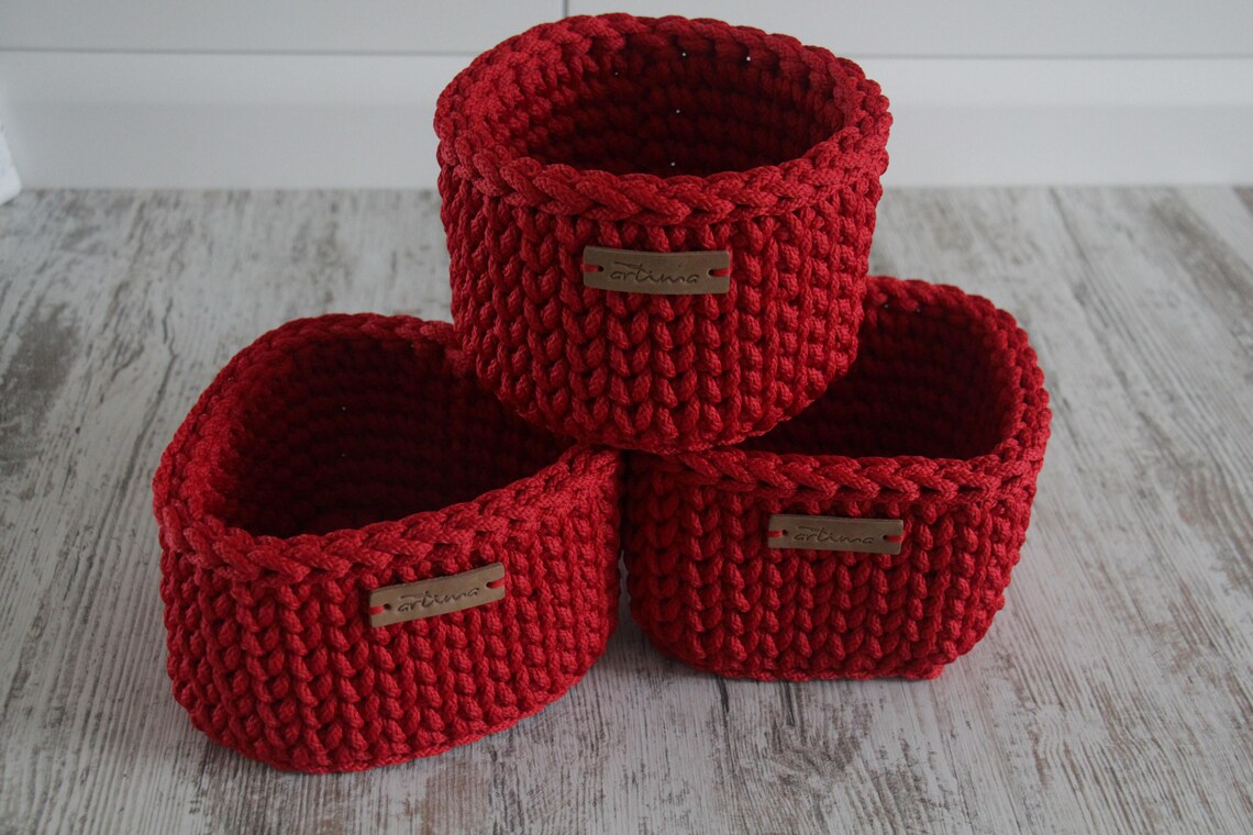 Red Small Triangle Basket/crochet Christmas - Etsy