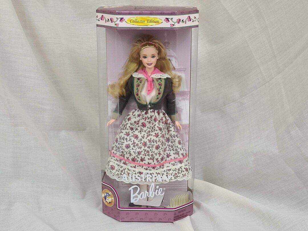 Case Fresh MINT Condition Austrian Barbie Ethnic European Traditional ...