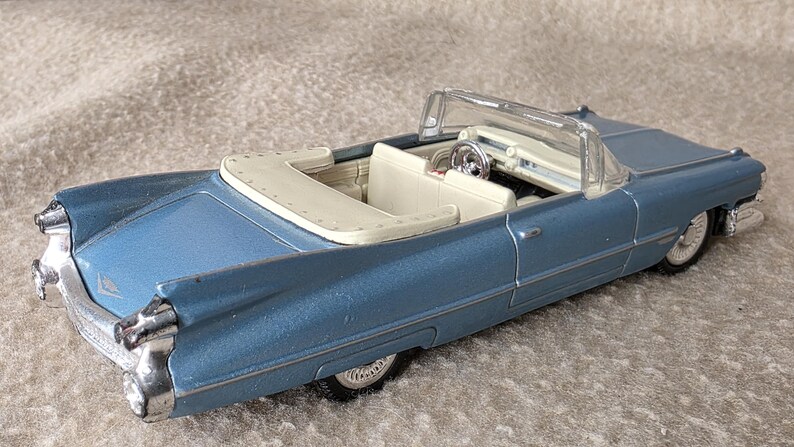 Lot of 5 Vintage Diecast Classic Cars 1:43 Scale Buick, Ford ...