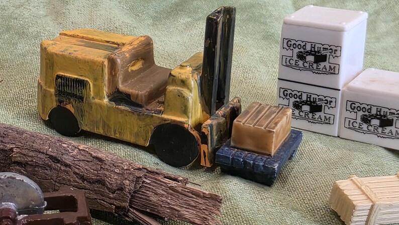 HUGE LOT Bachmann O-scale People, Workers, Shed Building Great for ...
