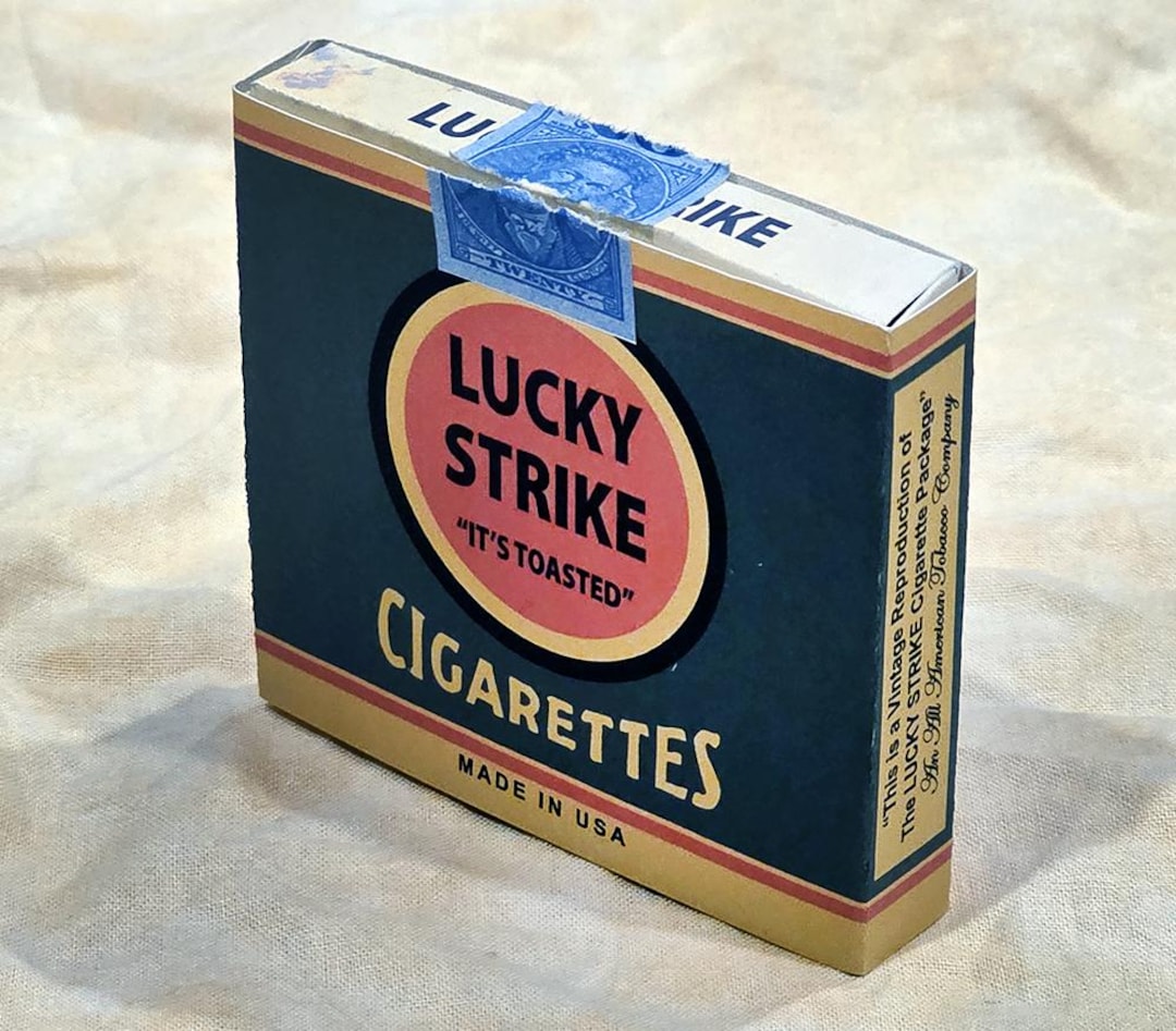 Lucky Strike It’s Toasted Two Piece Sliding Cigarette Pack Box Tax ...
