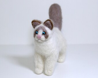 Ragdoll Cat Figurine - Etsy UK