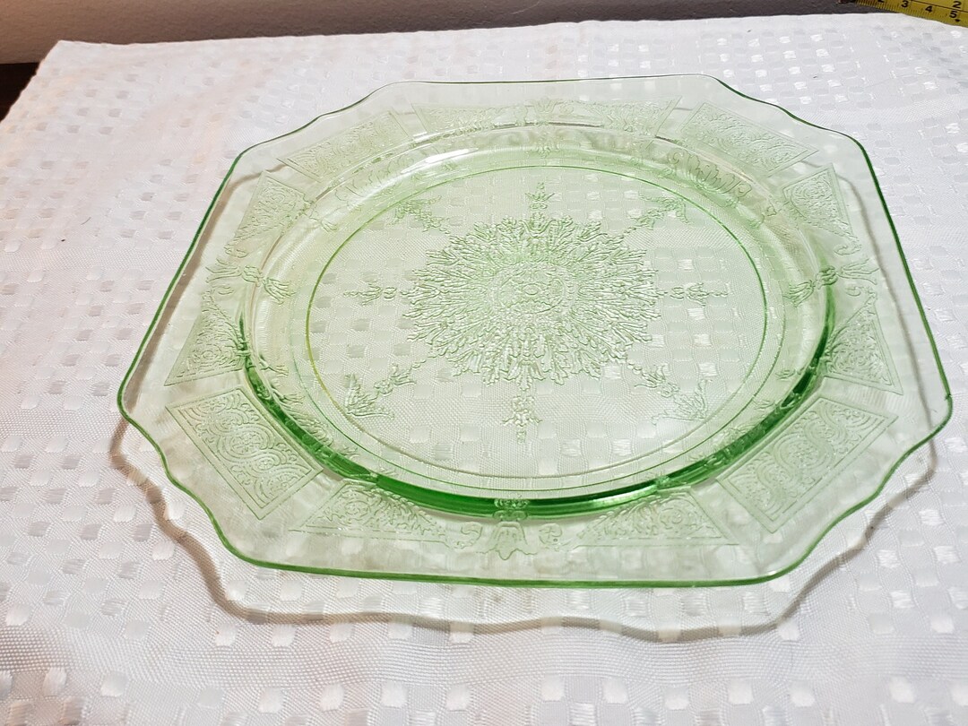Princess Pattern , Uranium, Petroleum Jelly, by Hocking Glass Co, Green ...