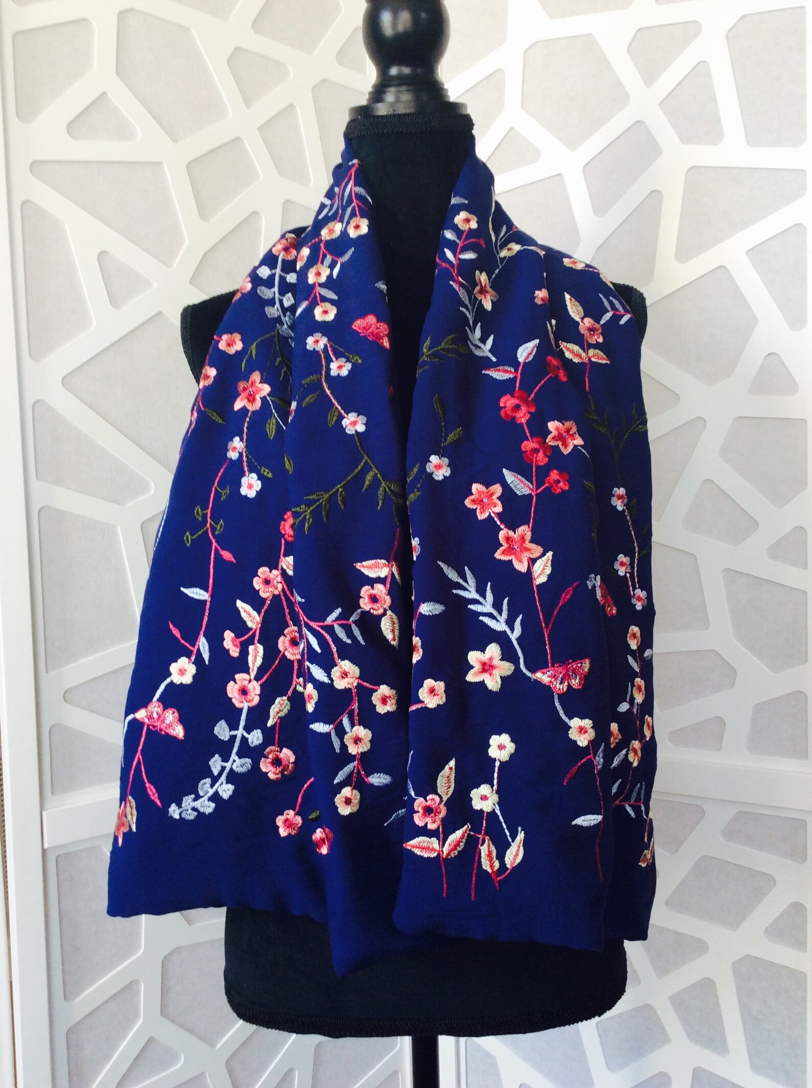 Blue Shawl, Floral Shawl, Shawl Gift for Mom, Rose Scarf, Womens Shawl ...