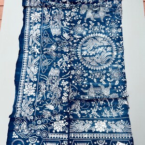 Chinese Vintage Batik Indigo Blue and White Hemp Fabric, Chinoiserie ...