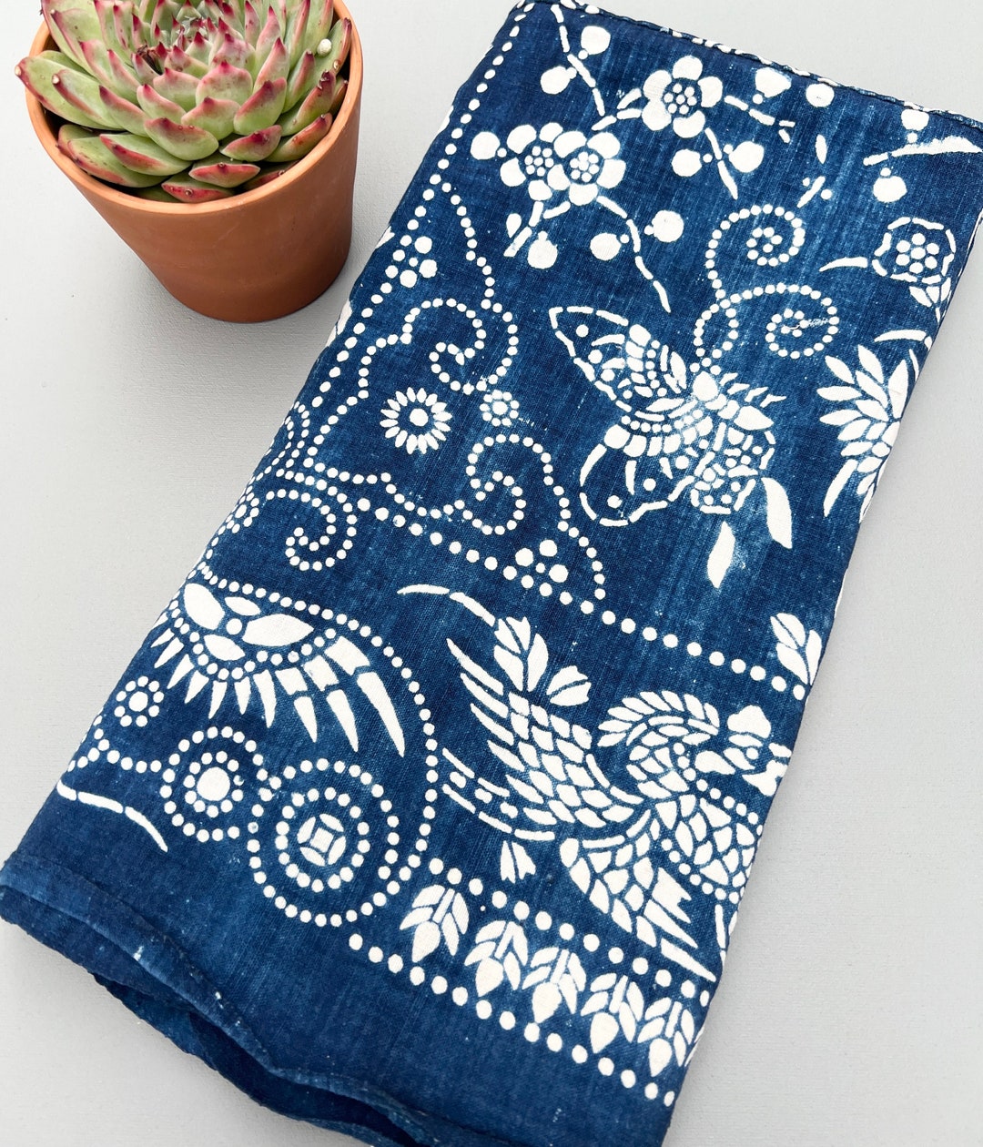 Chinese Vintage Batik Indigo Blue and White Hemp Fabric, Chinoiserie ...