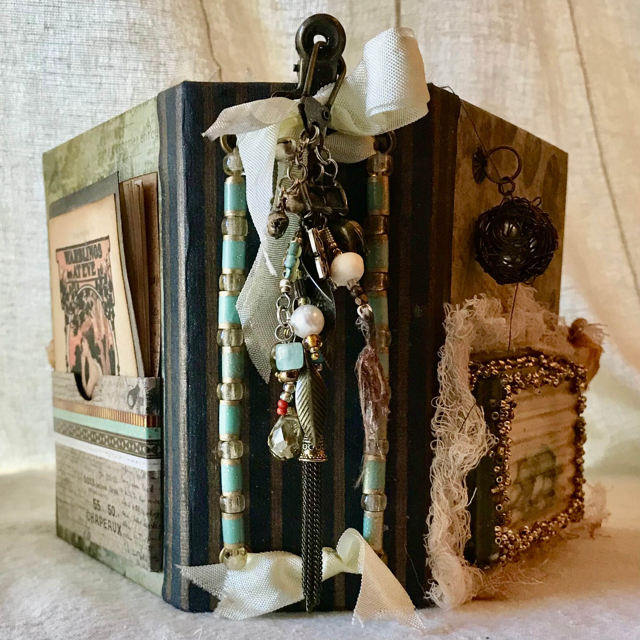 BIRD NESTS Junk Journal, Toilet Paper Roll Dividers, 6 Signatures ...