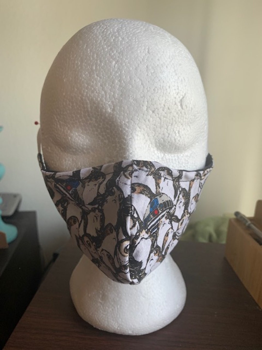 Star Wars Porg & R2D2 Droid With Black Face Covering/mask With ...