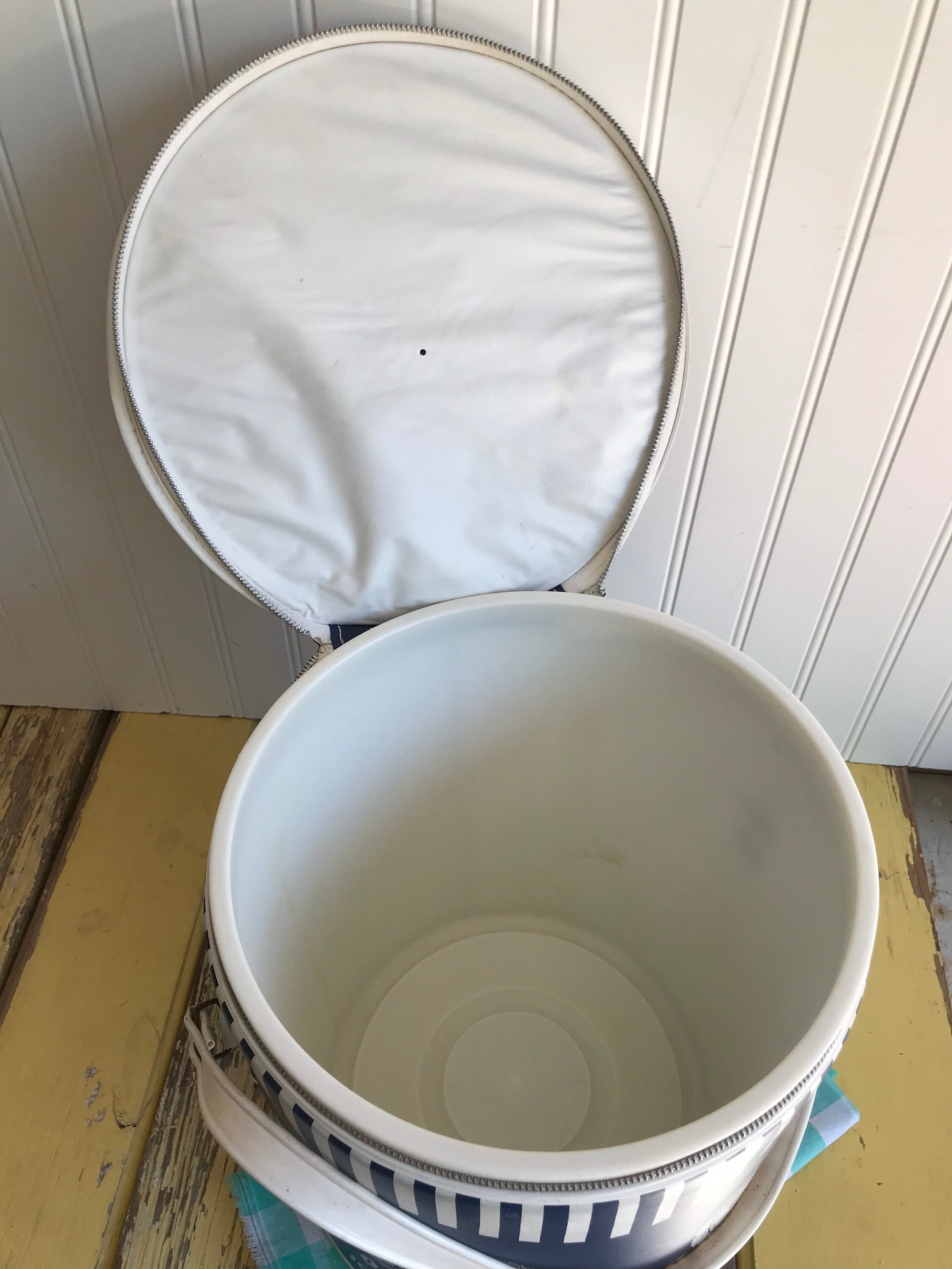 Gillette Old Fashioned Ice Cream Zip Top Cooler - Etsy