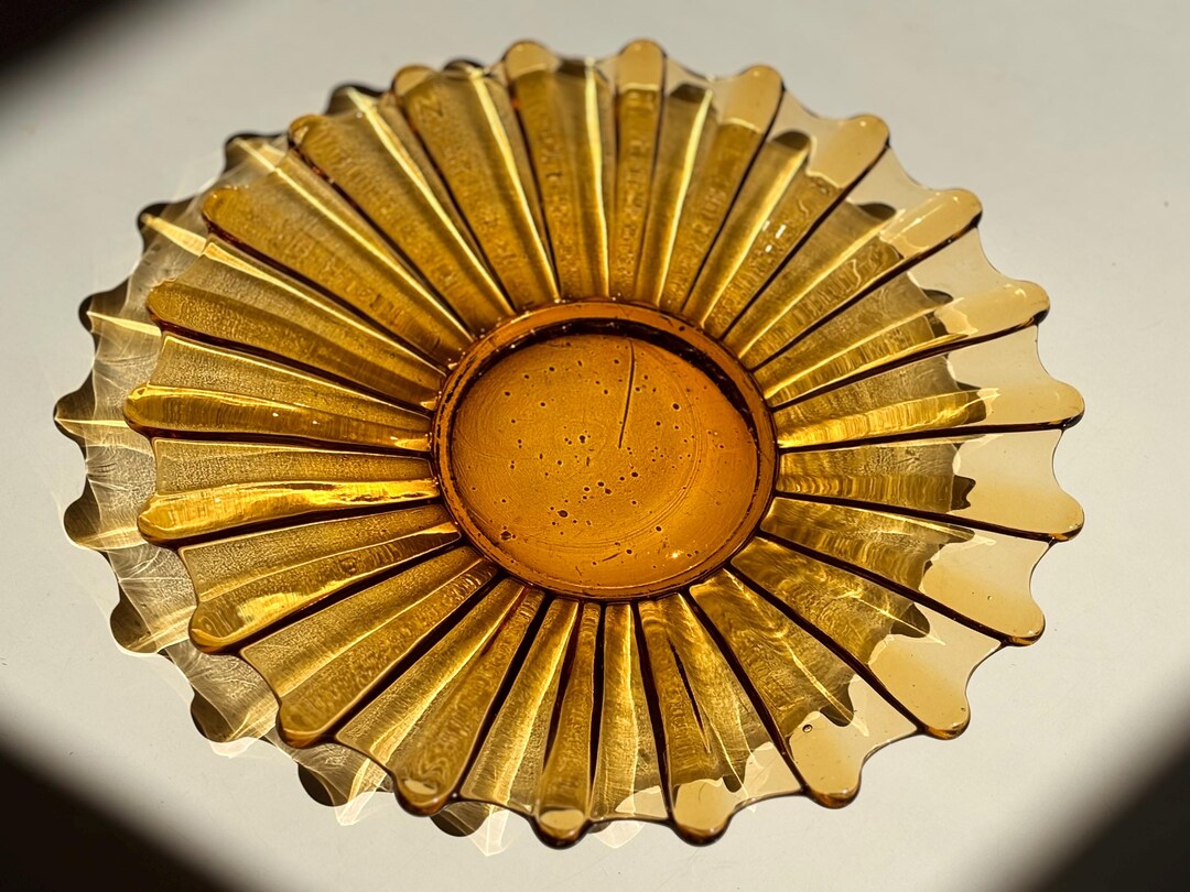 Karhula Yellow Glass Sunflower Plate 1940’s - Etsy