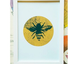 Bee print | Etsy